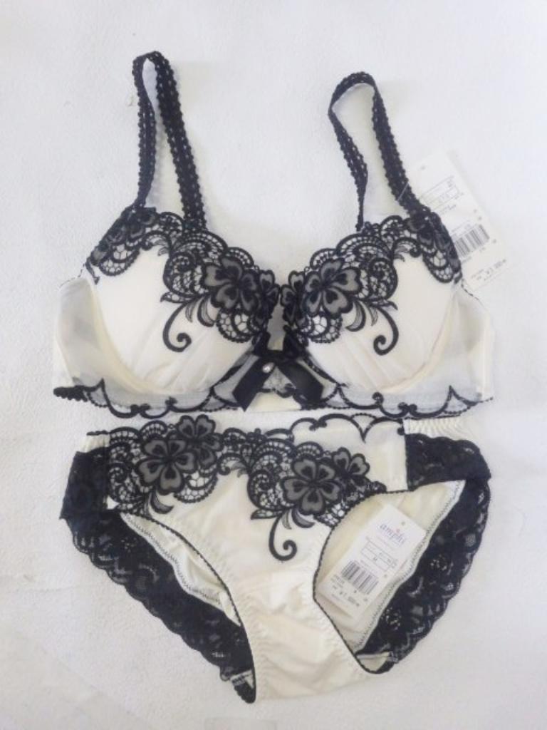 Wacoal AMPHI ブラ＆ショーツ C70 ファミール｜Wacoal AMPHIのメンズの古着通販 - ミラクルボックス