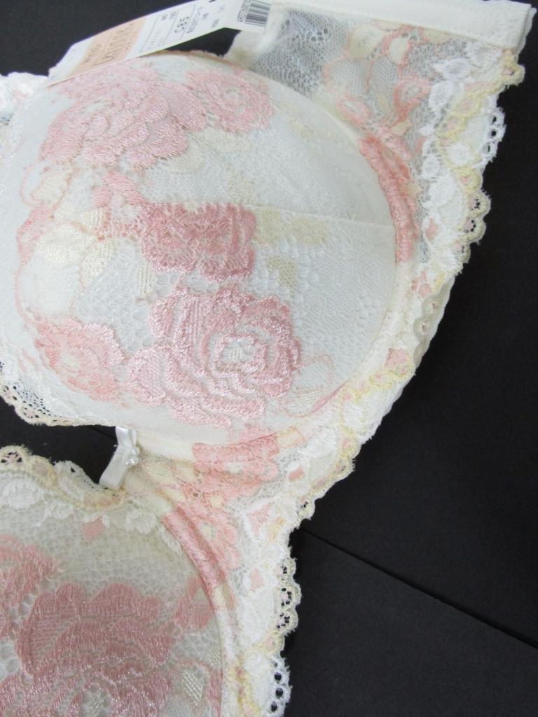 Wacoal Wing / Lesiage ブラジャー C80～ ジュリア名古屋店｜Wacoal Wing / Lesiageのメンズの古着通販 - ミラクルボックス