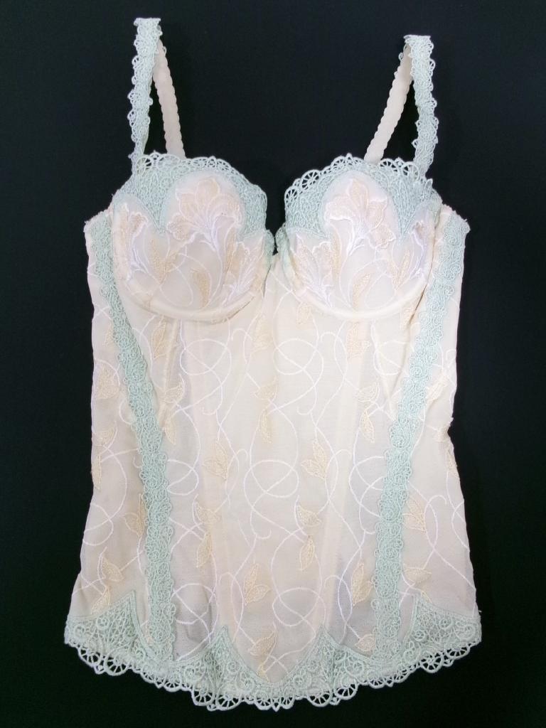 MARUKO ランジェリー C65 ジュリア名古屋店｜MARUKOの香水・コスメのアウトレット通販 - ミラクルボックス