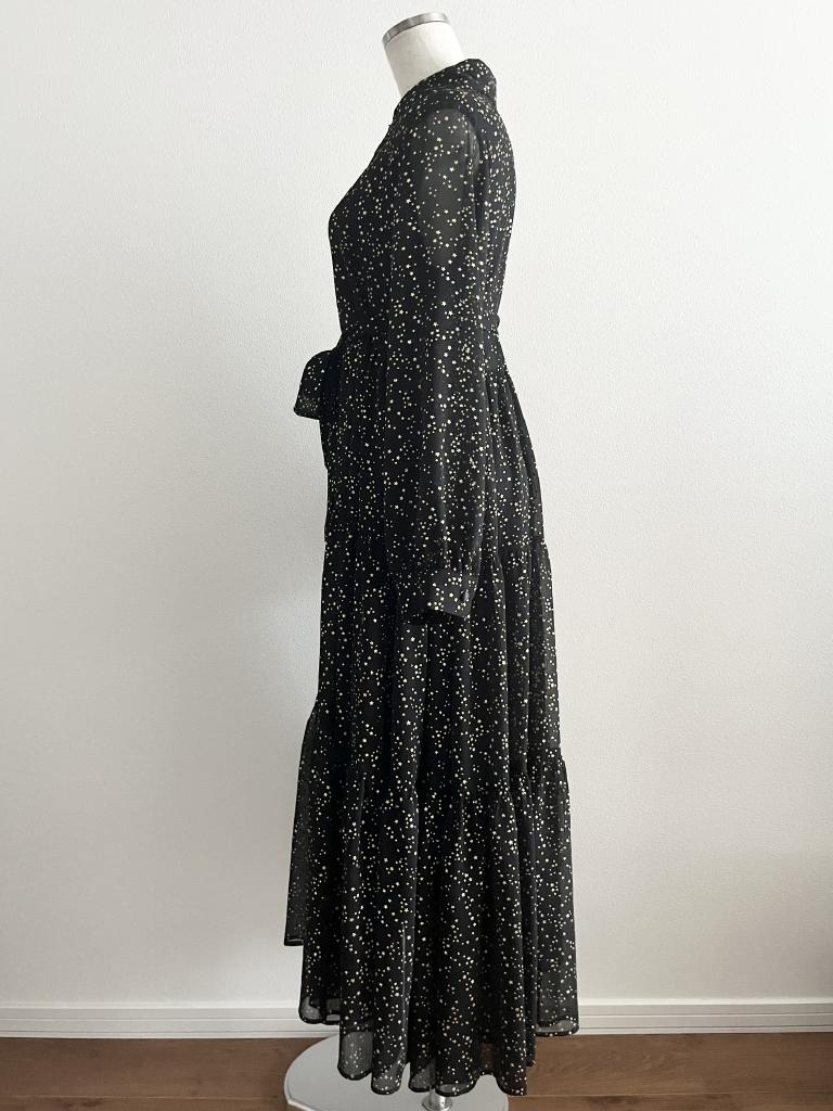 AMERI ワンピース Mサイズ ジュリア札幌店｜AMERIのレディース（婦人服）の古着通販 - ミラクルボックス