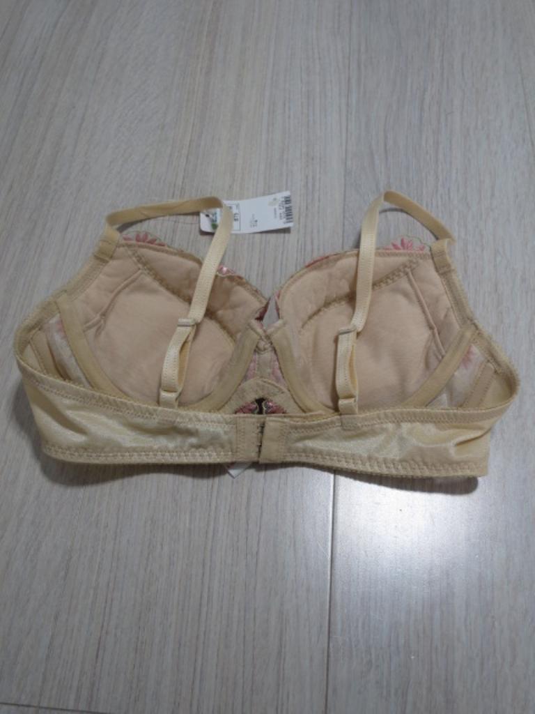 Triumph ブラジャー B75 Stylish Lab｜Triumphのメンズの古着通販 - ミラクルボックス